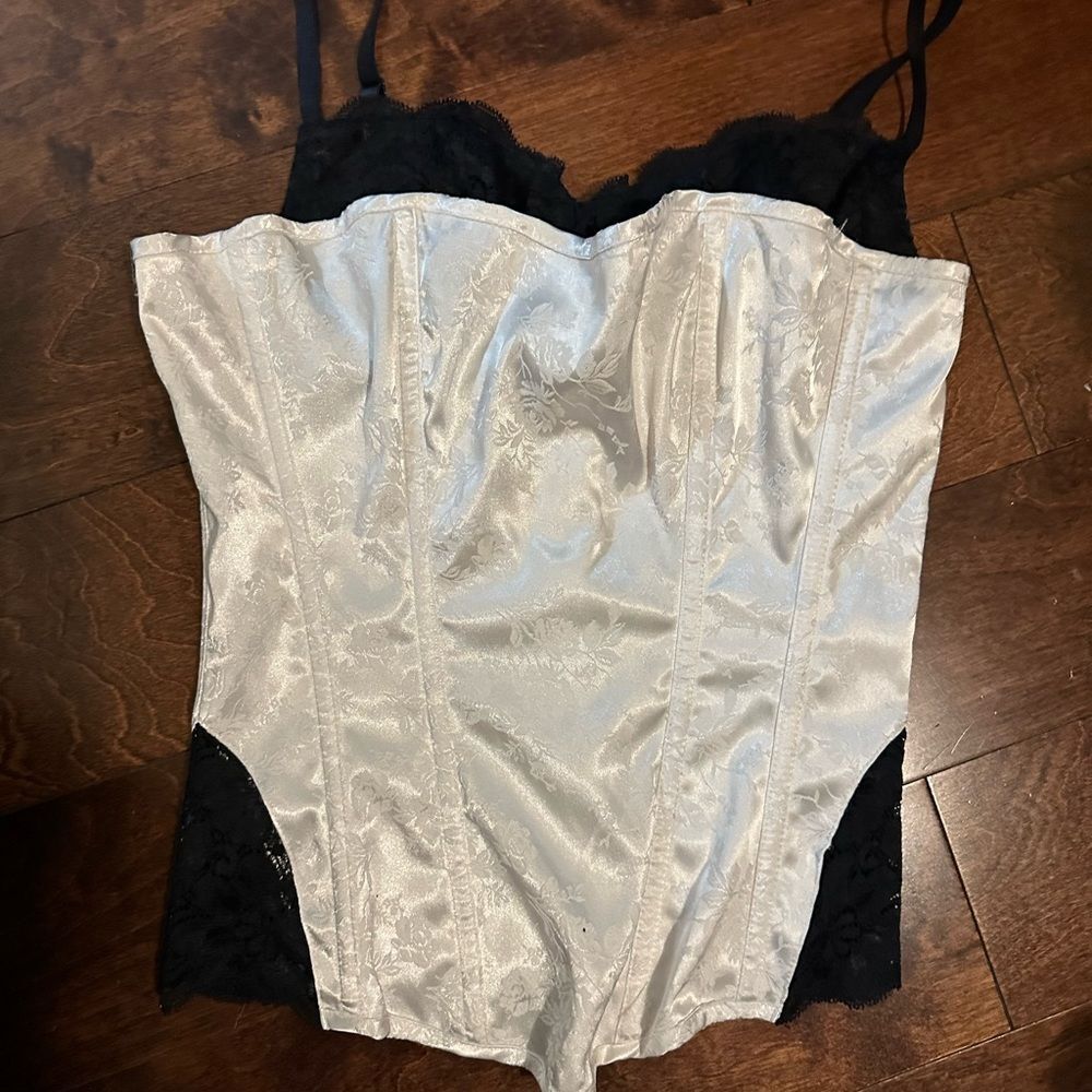 Fredericks Of Hollywood, White Corset - Gem
